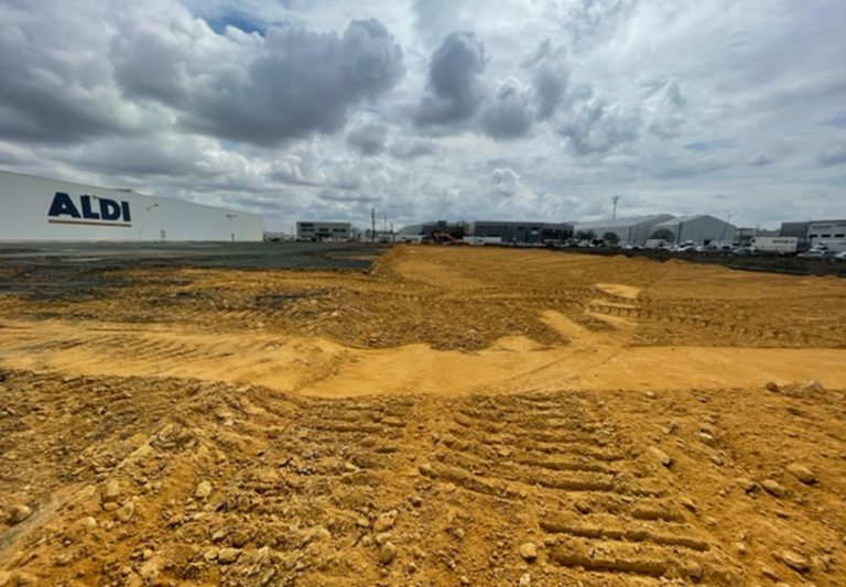 ALDI. Centro Logístico - Grupo Zinc